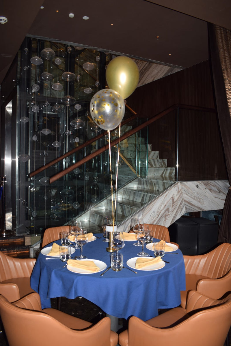 Table Decor 2 balloon setting – Yalla Balloons